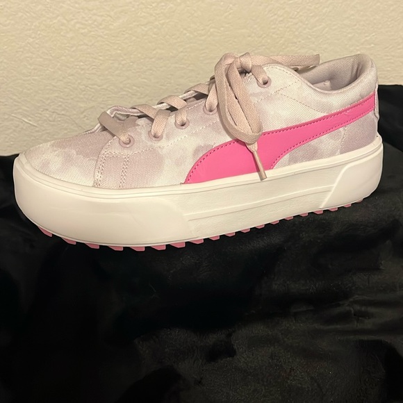 Puma | Shoes | Puma Lavendar Camo Canvas With Hot Pink Puma Symbol Like ...